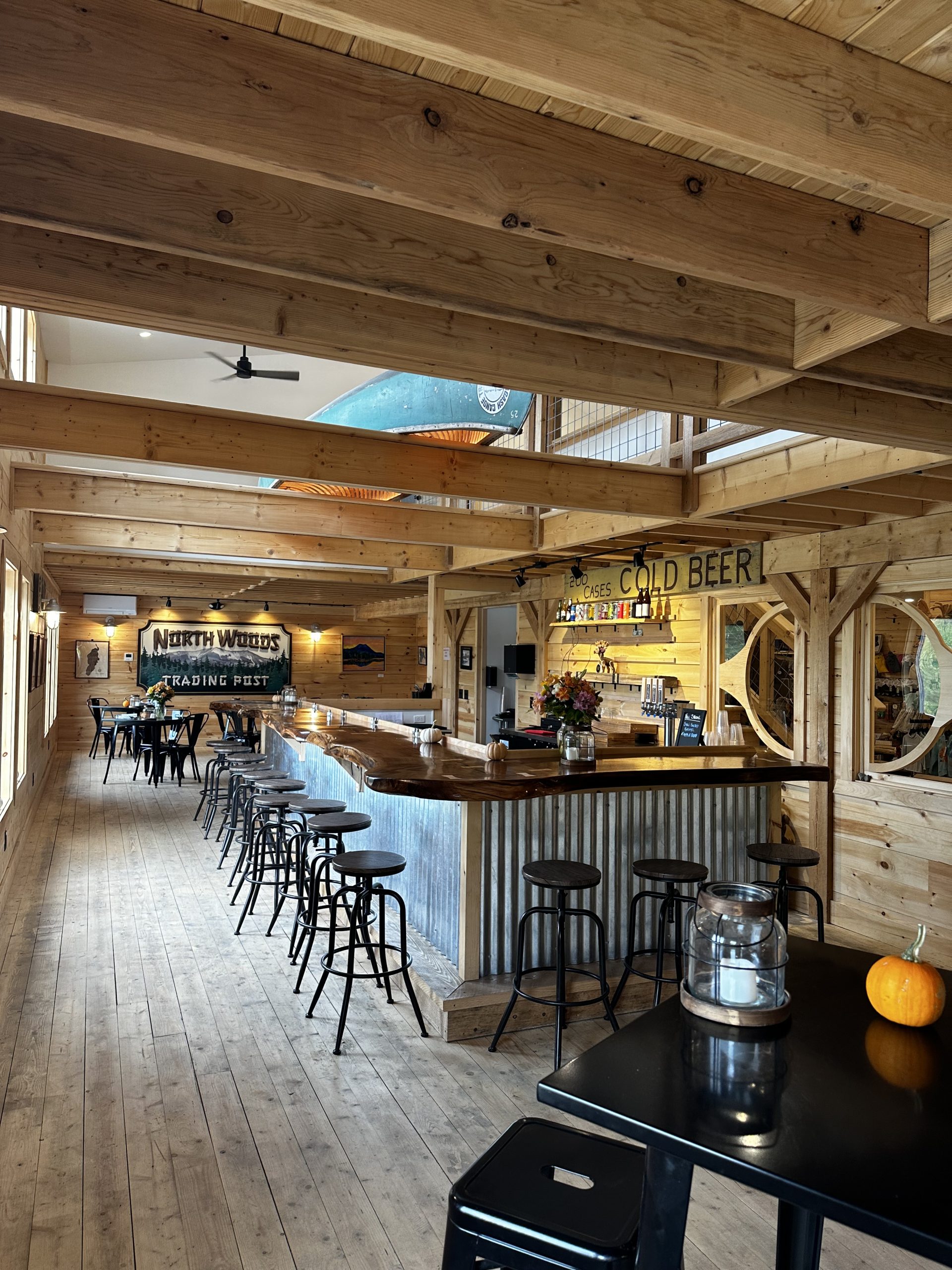 Bar/Restaurant – Golden Road Crossing